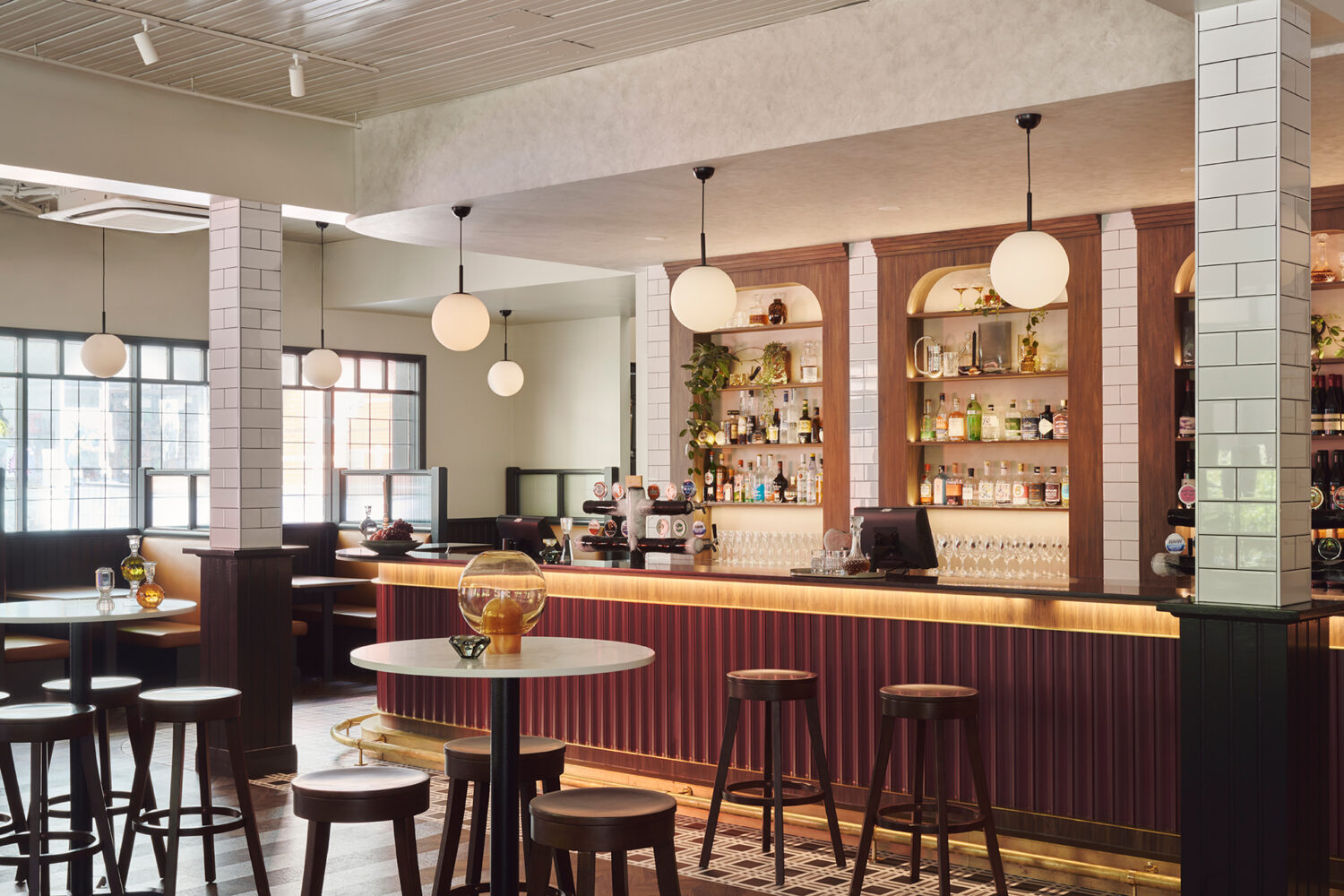 The Elephant British Pub - SMFA